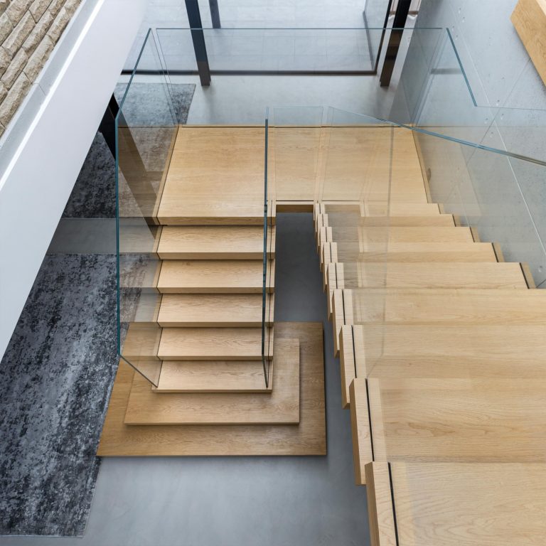 Staircase Tips | Understanding Landings - Bisca Staircase Design