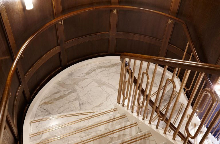 Staircase Tips | Understanding Landings - Bisca Staircase Design