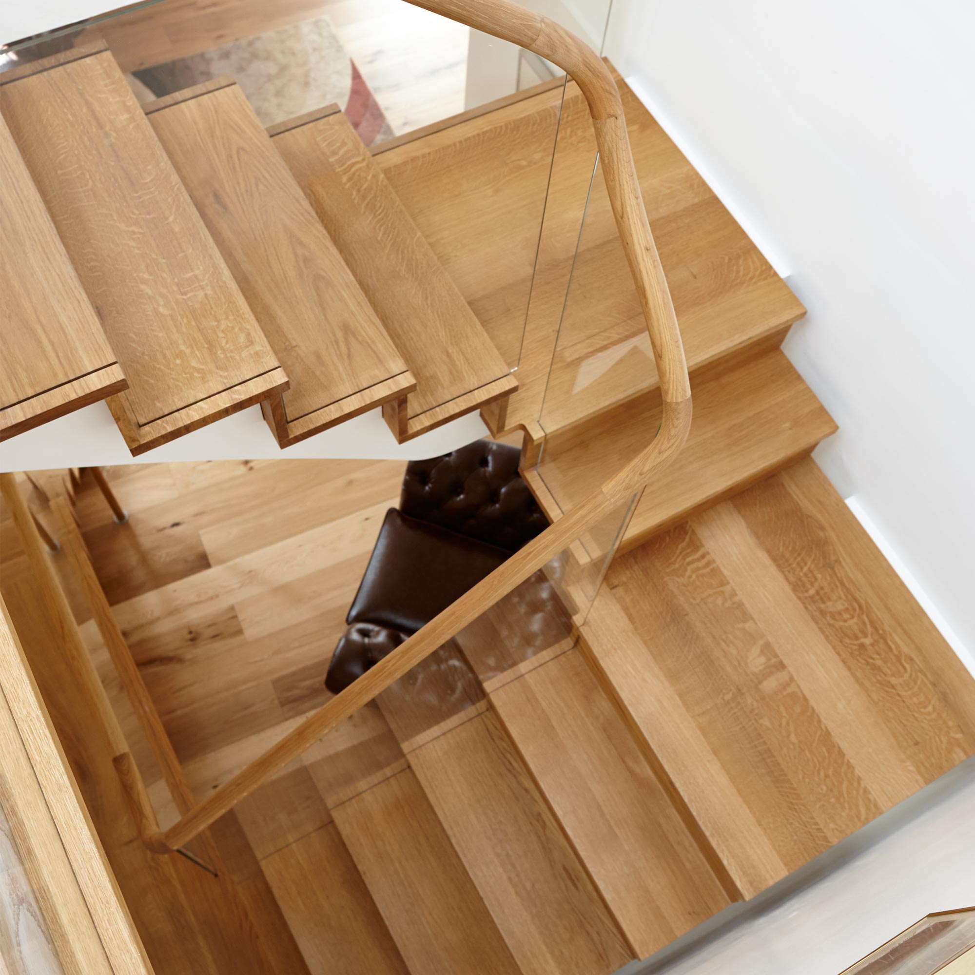 Staircase Tips | Understanding Landings - Bisca Staircase Design