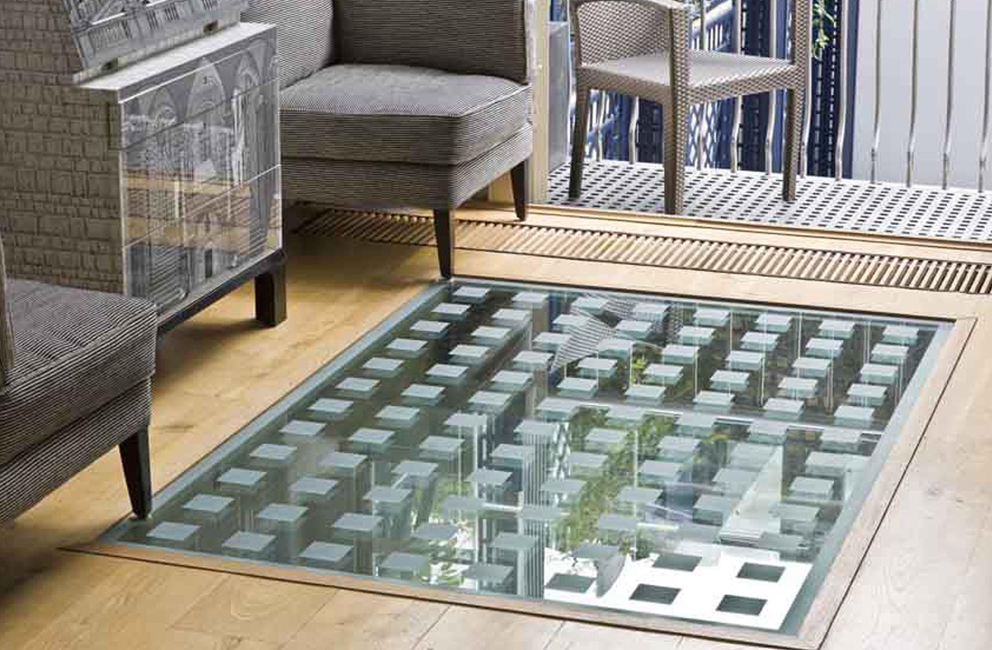 Textured Glass Floor | Feature Glass Floor | Bespoke Architecture | Bisca