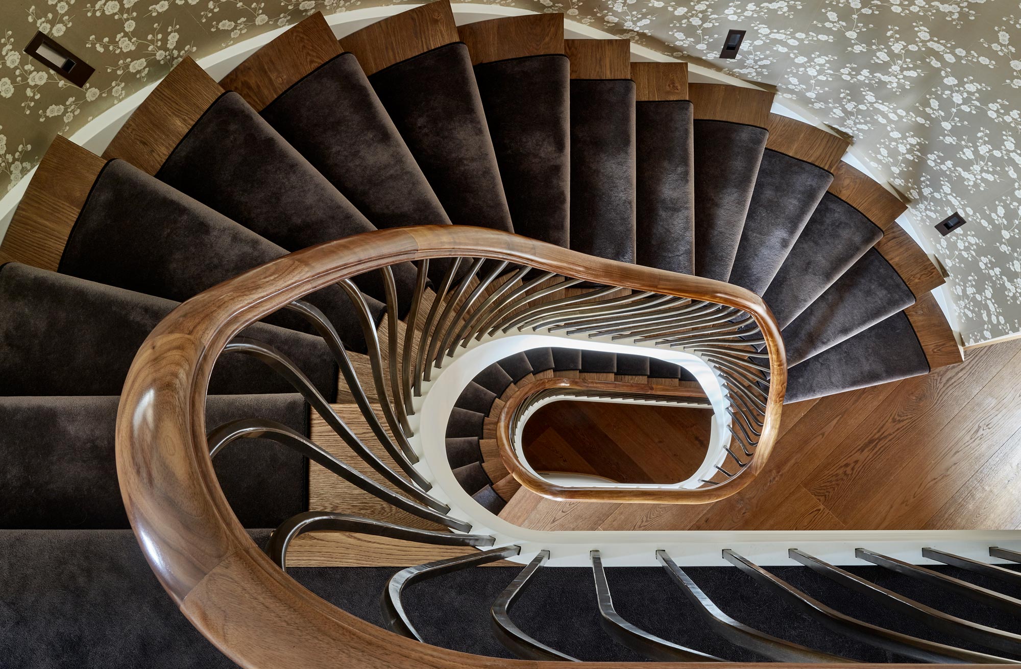 Spiral Or Helical Stairs Know The Difference Bisca