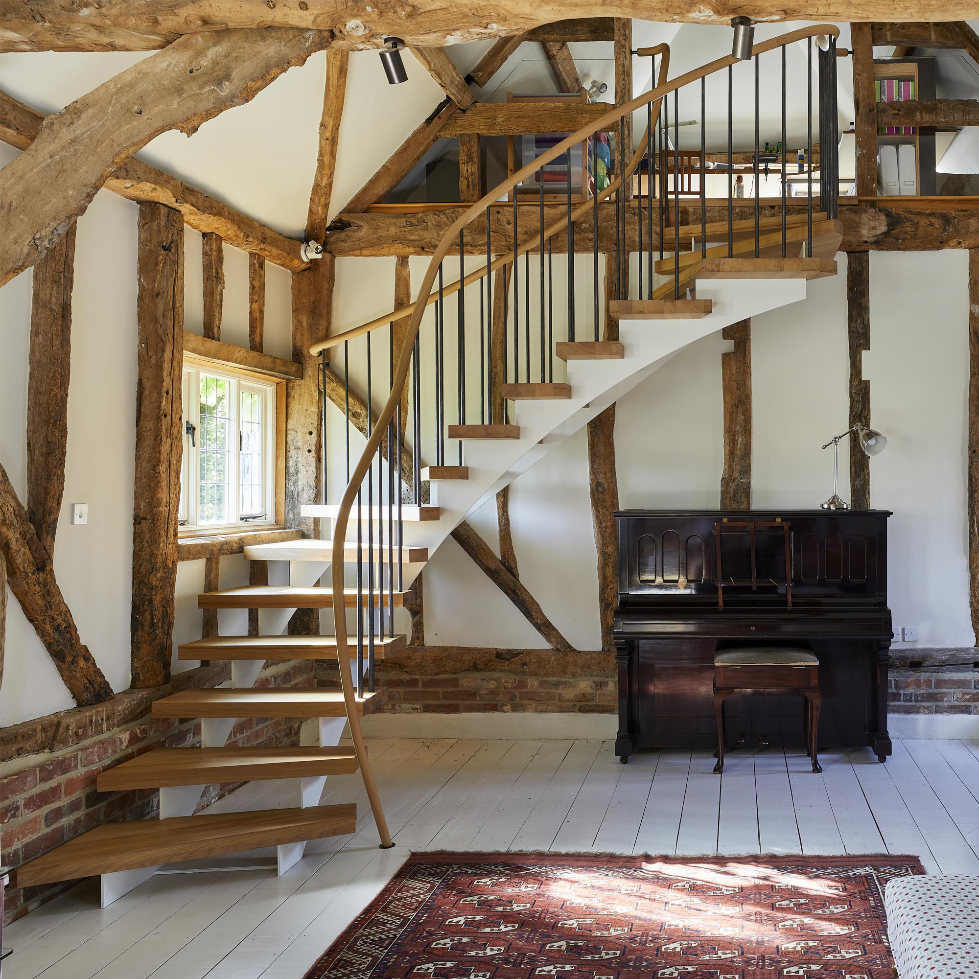 Beautiful Oak Staircase, Oxfordshire - Bisca Staircase Design